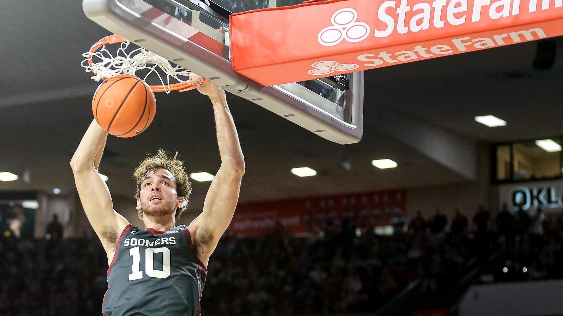 Sam Godwin skies to finish the alley-oop - ESPN Video