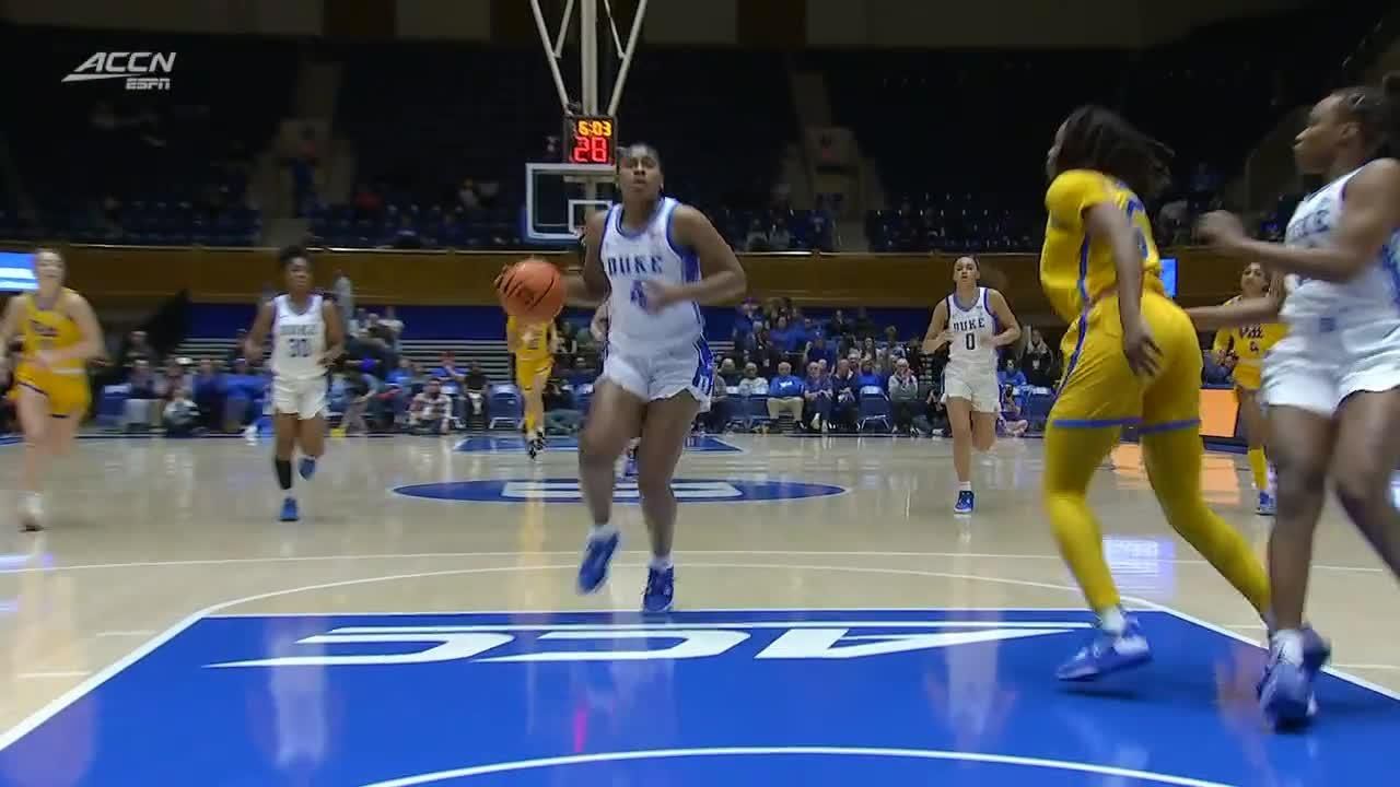 Elizabeth Balogun gets the lay-in to fall vs. Pittsburgh Panthers ...