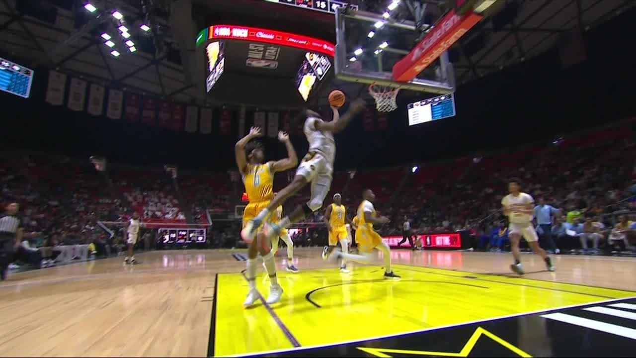 Jourdan Smith drops in smooth layup - ESPN Video
