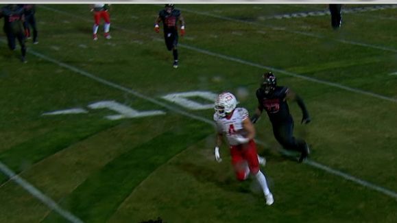 Abram Smith lowers his shoulder for a Defenders TD - ESPN Video