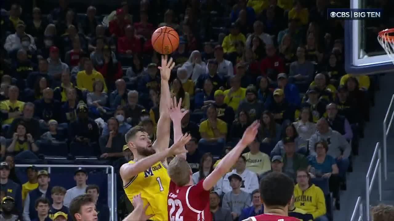 Hunter Dickinson hits the jump shot vs. Wisconsin Badgers - ESPN Video