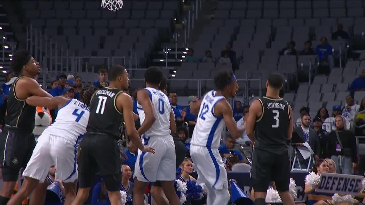 Deandre Williams somehow gets the and-1 to fall - ESPN Video