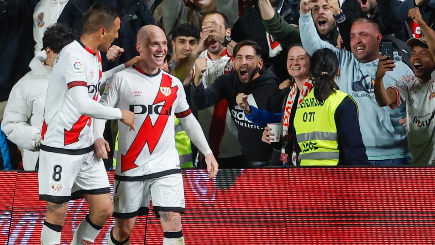 Isi Palazón scores beautiful goal to put Rayo Vallecano up 2-0 - ESPN Video