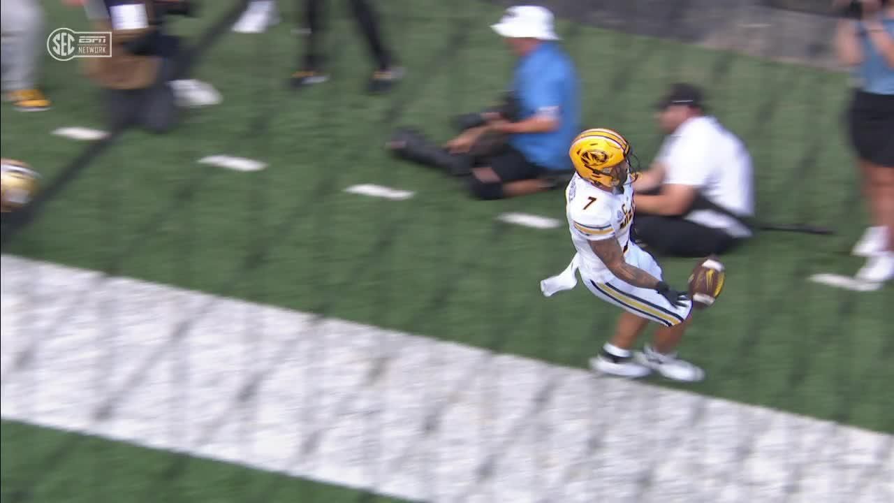 Cody Schrader crosses goal line for 1-yard TD - ESPN Video