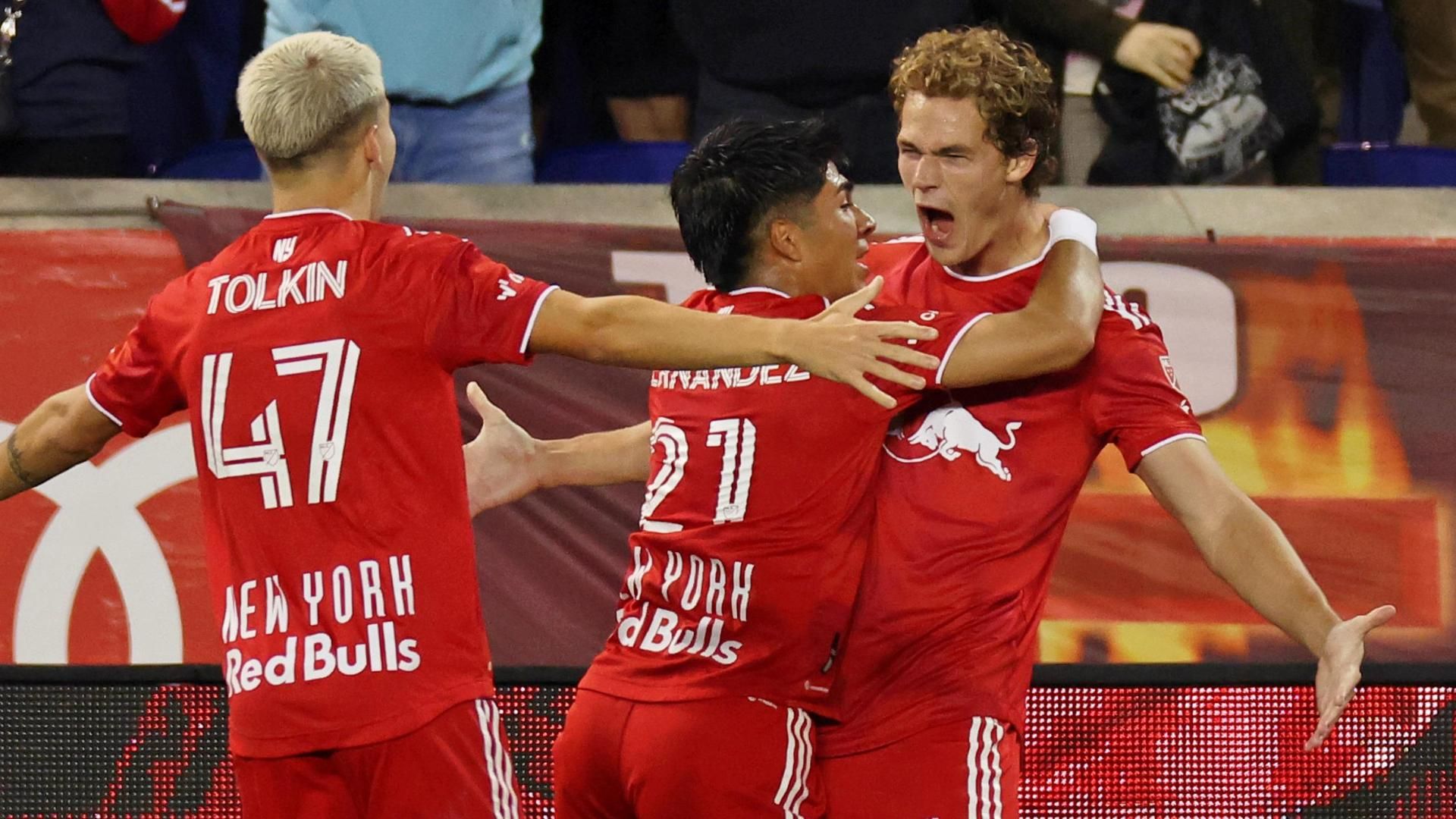 Tom Barlow taps in to make it 4-1 Red Bulls - ESPN Video