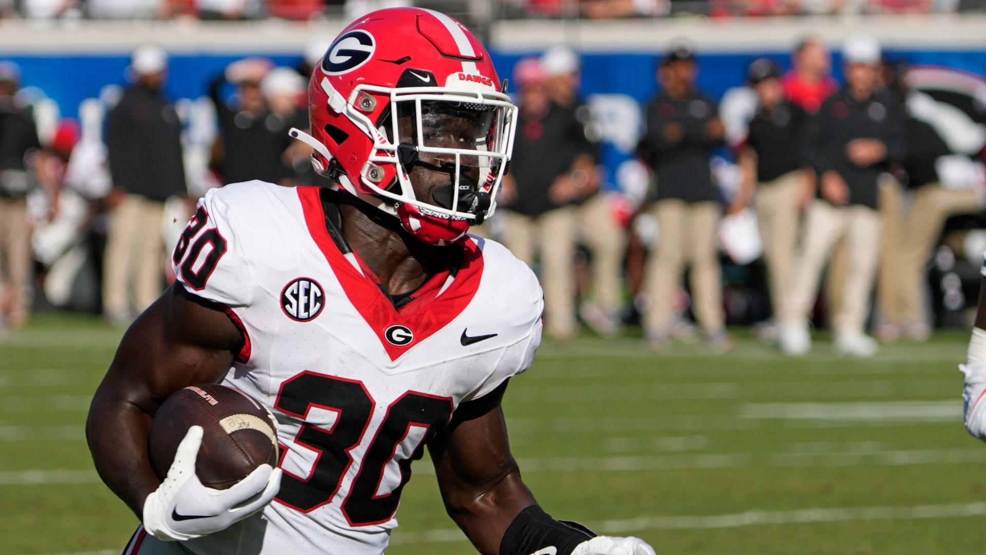 Daijun Edwards extends the Bulldogs' lead with a TD - ESPN Video