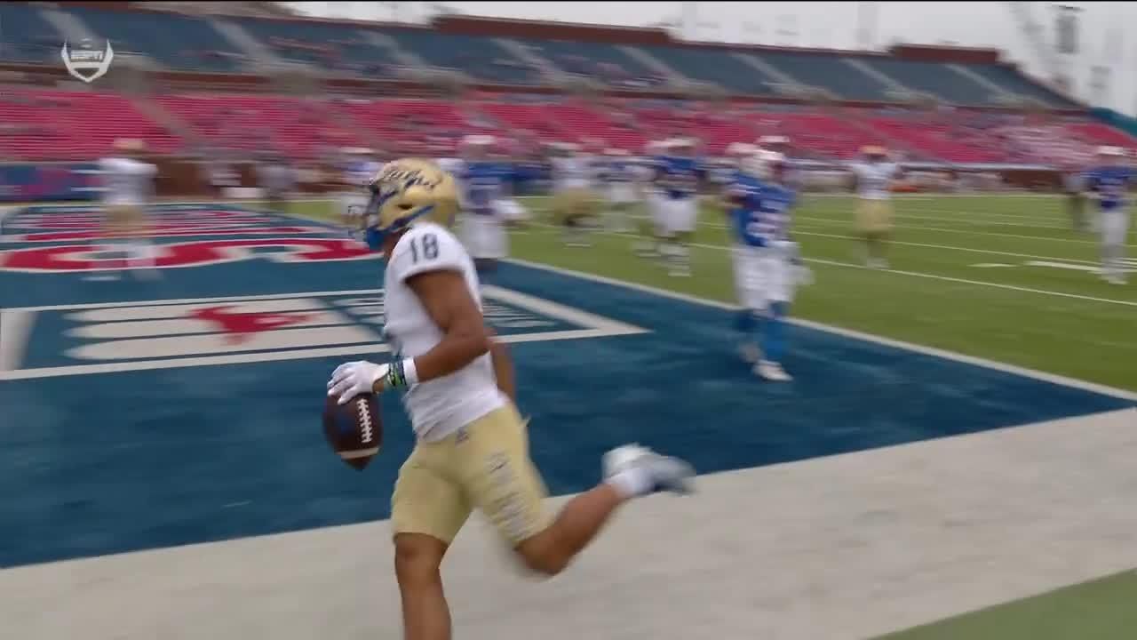 Cardell Williams throws for a 5-yard touchdown - ESPN Video