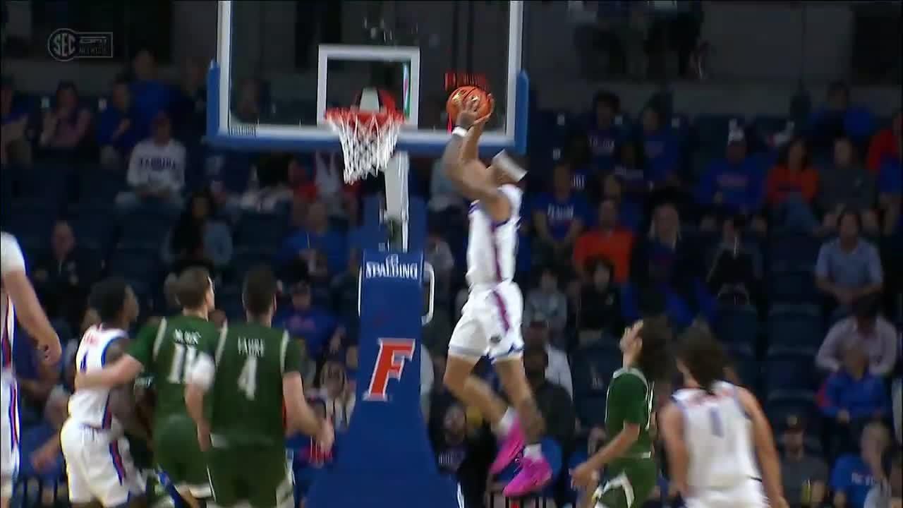 Walter Clayton Jr. throws down alley-oop - ESPN Video