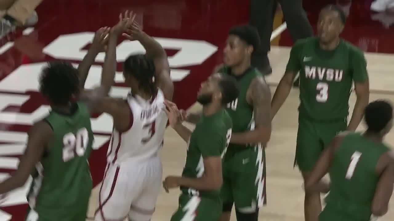 Luke Northweather elevates for the bigtime swat - ESPN Video