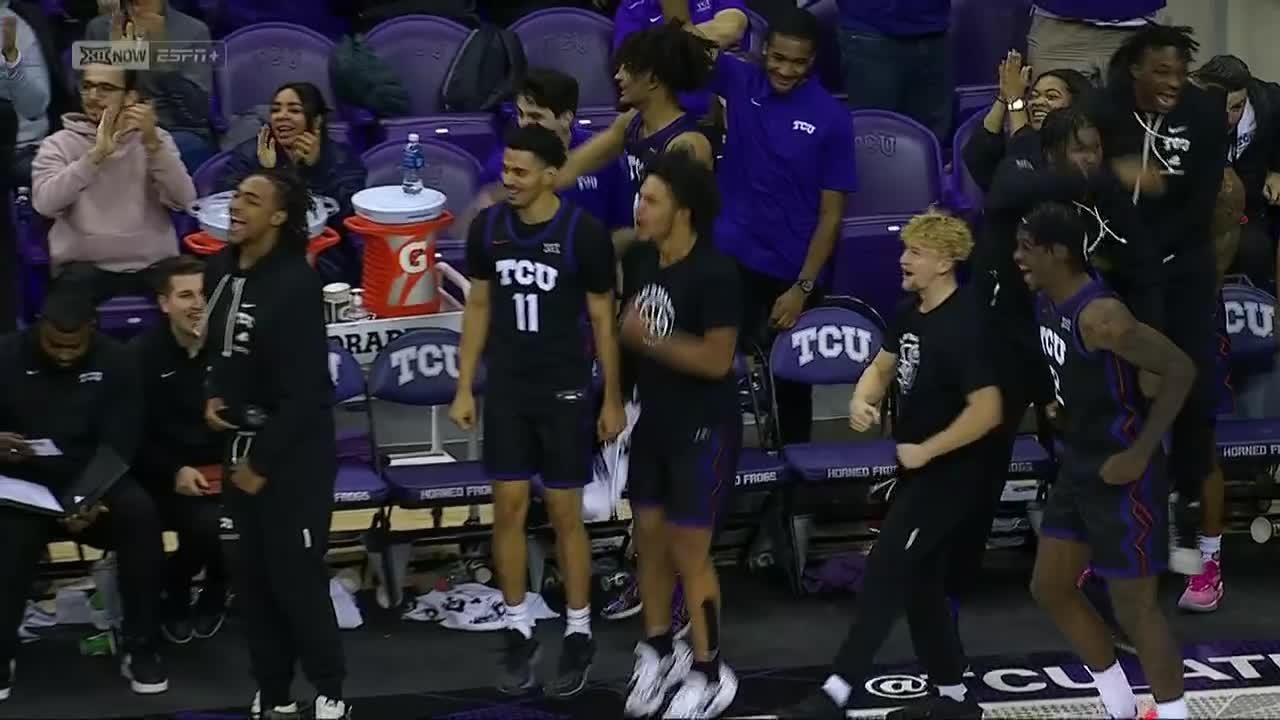 Darius Ford shows off the range on 3-point shot - ESPN Video