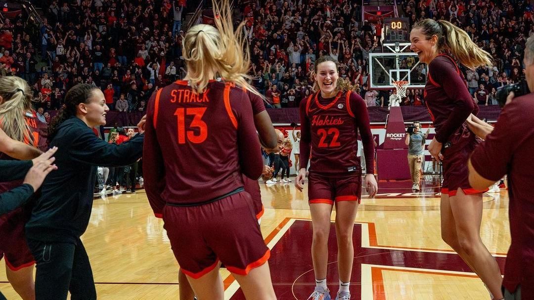Elizabeth Kitley hits the shot at the buzzer to shock No. 3 NC State ...