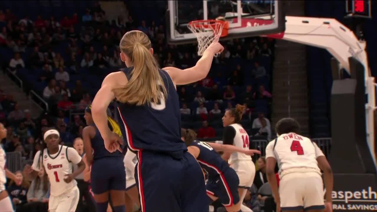Paige Bueckers drills a 3 - ESPN Video