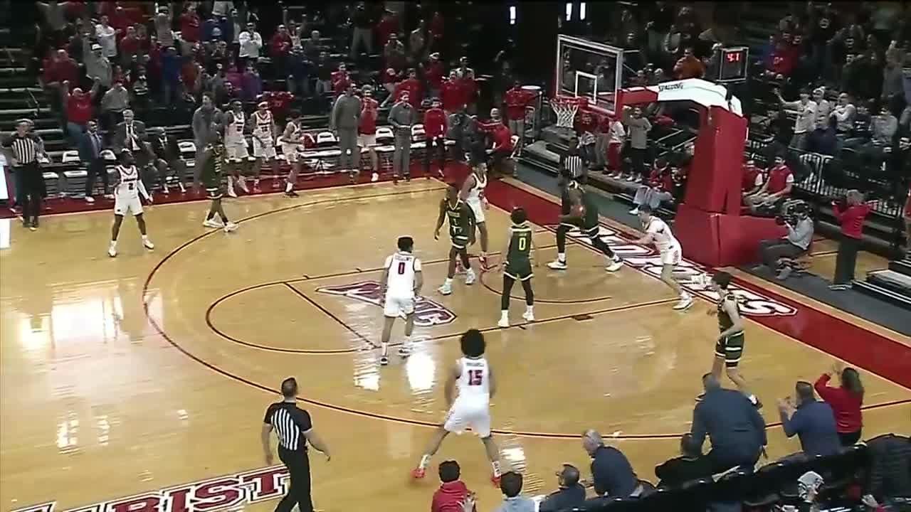 Matt McCool gives Marist the edge with 4 seconds left - ESPN Video