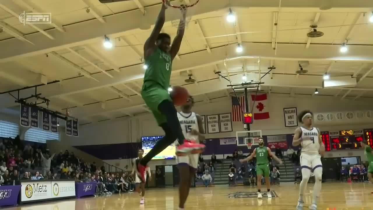 Seydou Traore gets up for the beautiful slam - ESPN Video
