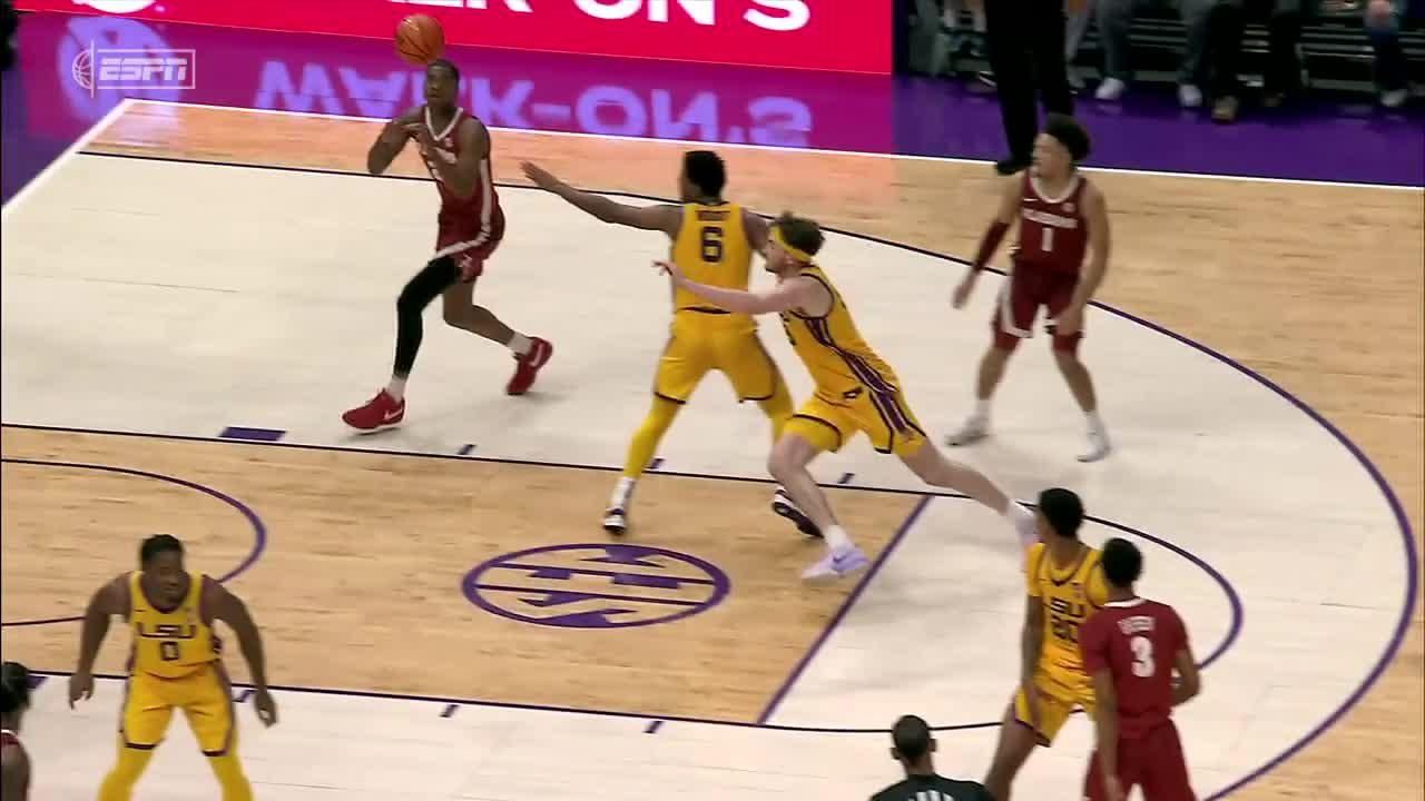 Nick Pringle elevates for slam vs. LSU Tigers - ESPN Video