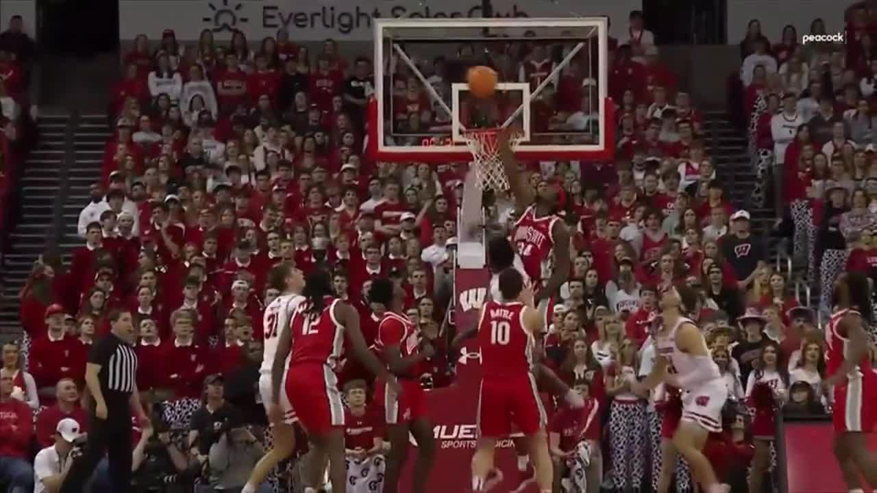 Ohio State's Felix Okpara gets up for the impressive block - ESPN Video