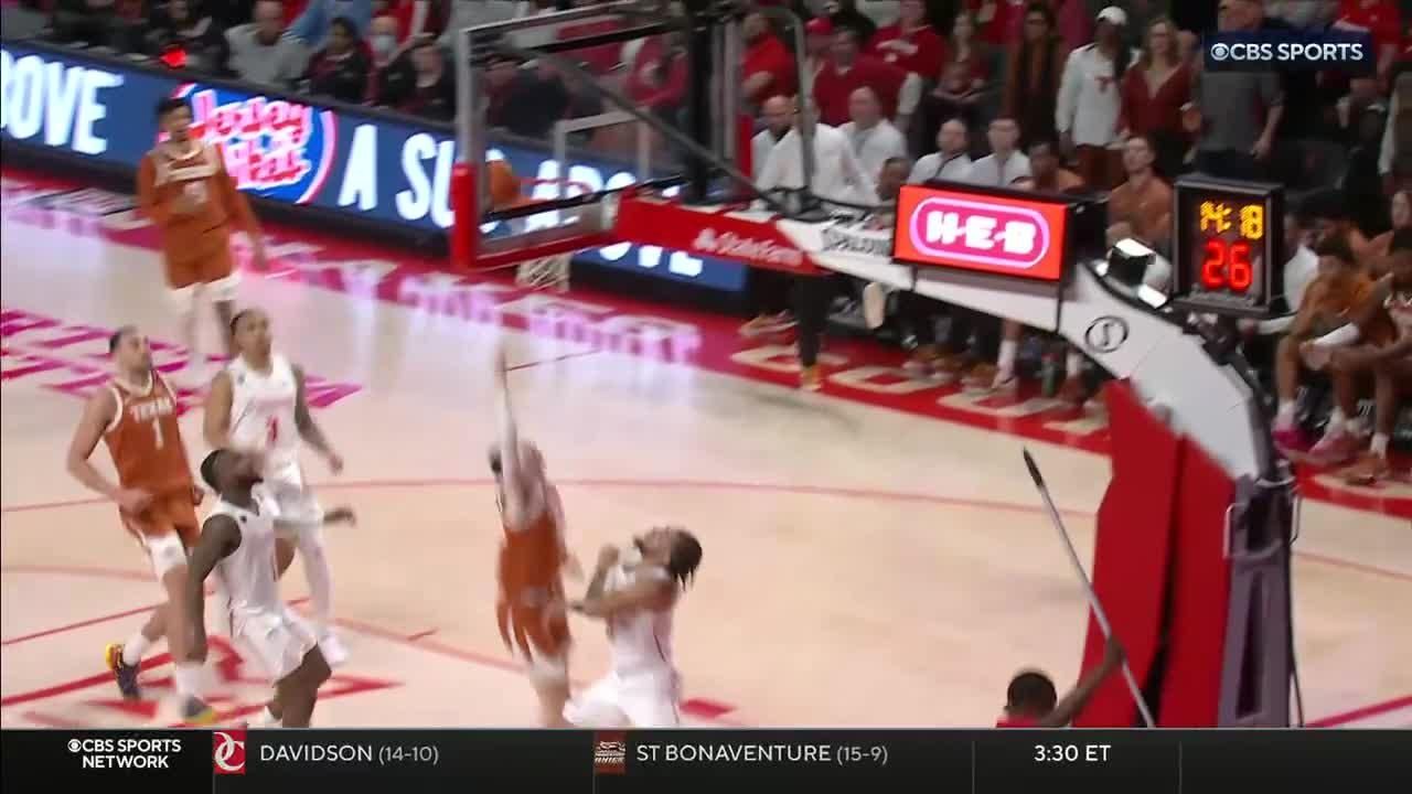 Chendall Weaver impresses with nice basket - ESPN Video