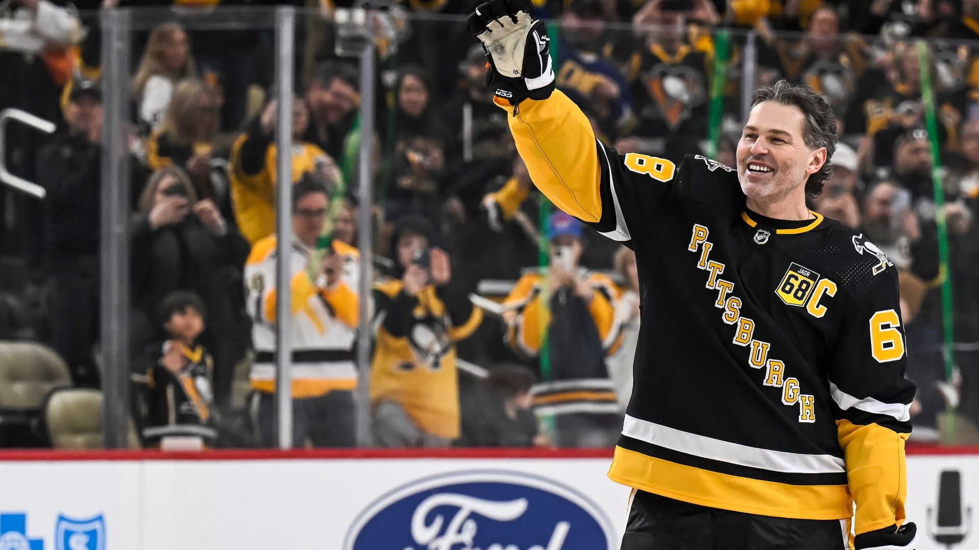 Jaromir Jagr Takes Warmups With Penguins On Jersey Retirement Night
