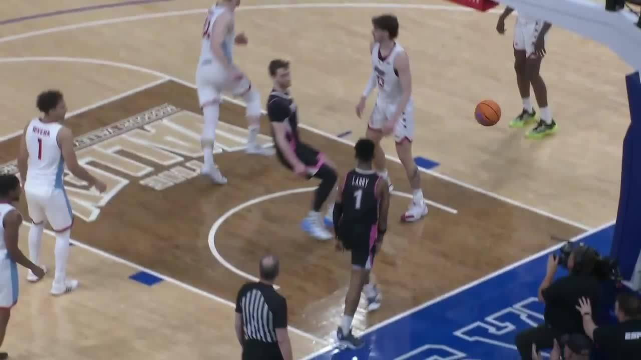 Julian Larry wrecks the rim with a beautiful flush - ESPN Video