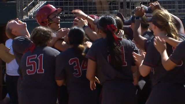 Stanford's Jade Berry walks it off with a 2-run HR - ESPN Video