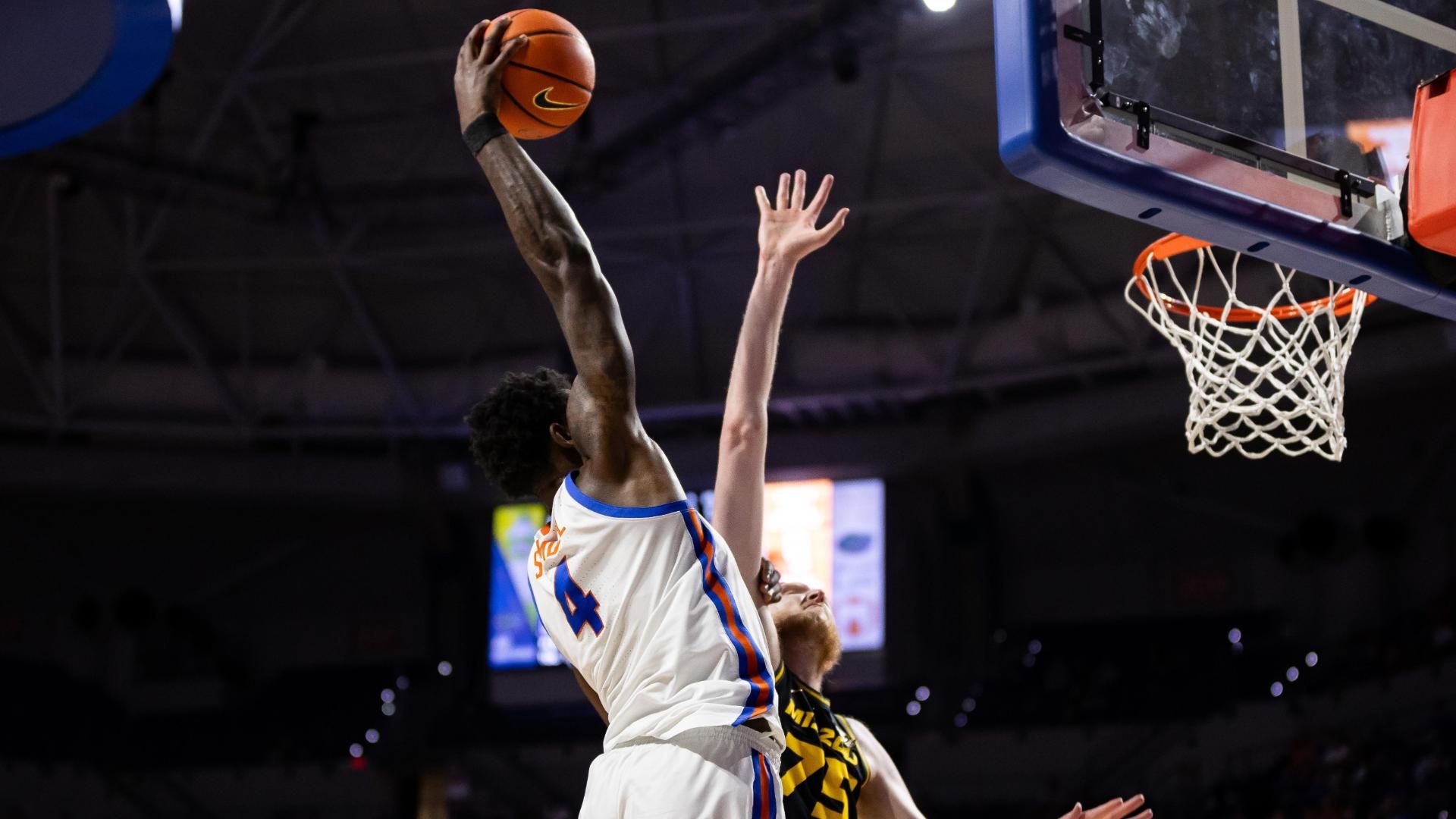 Tyrese Samuel elevates for the and-1 dunk for Florida - ESPN Video