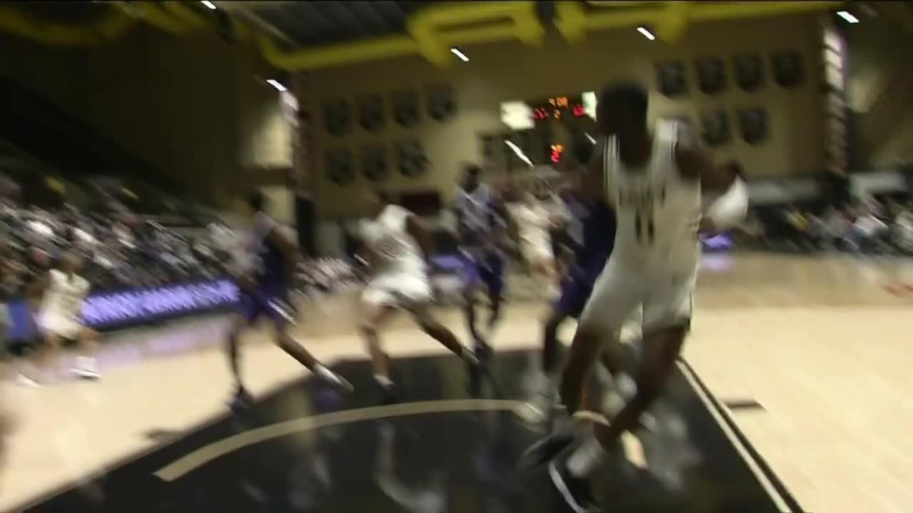 Caleb Kenney elevates for the big-time block - ESPN Video