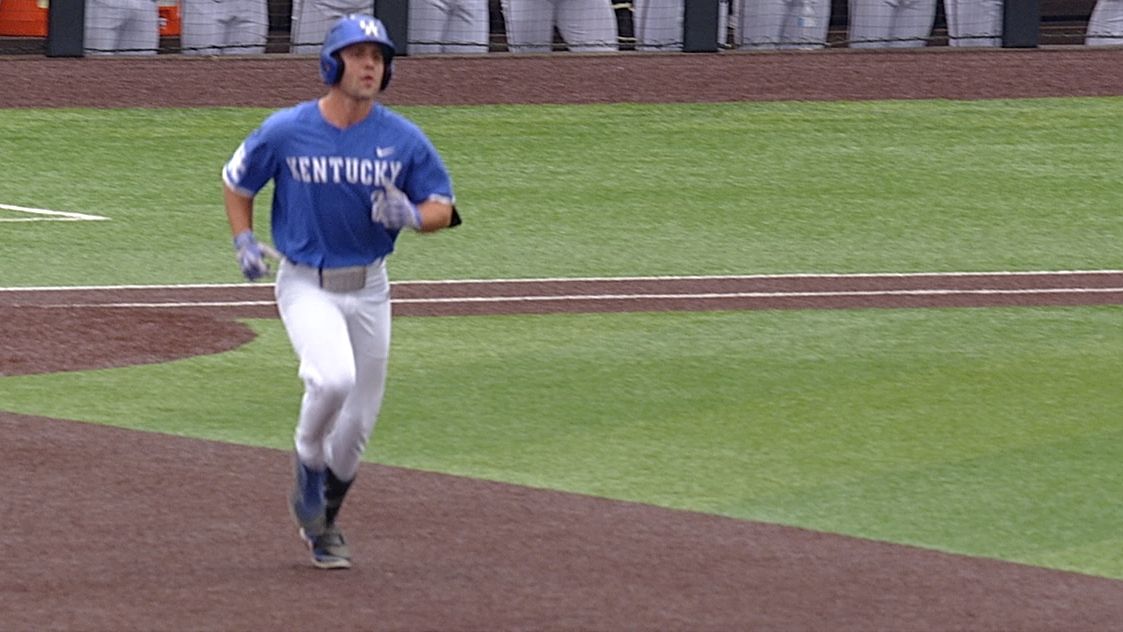 Kentucky gets it going with 5-run 1st inning - ESPN Video