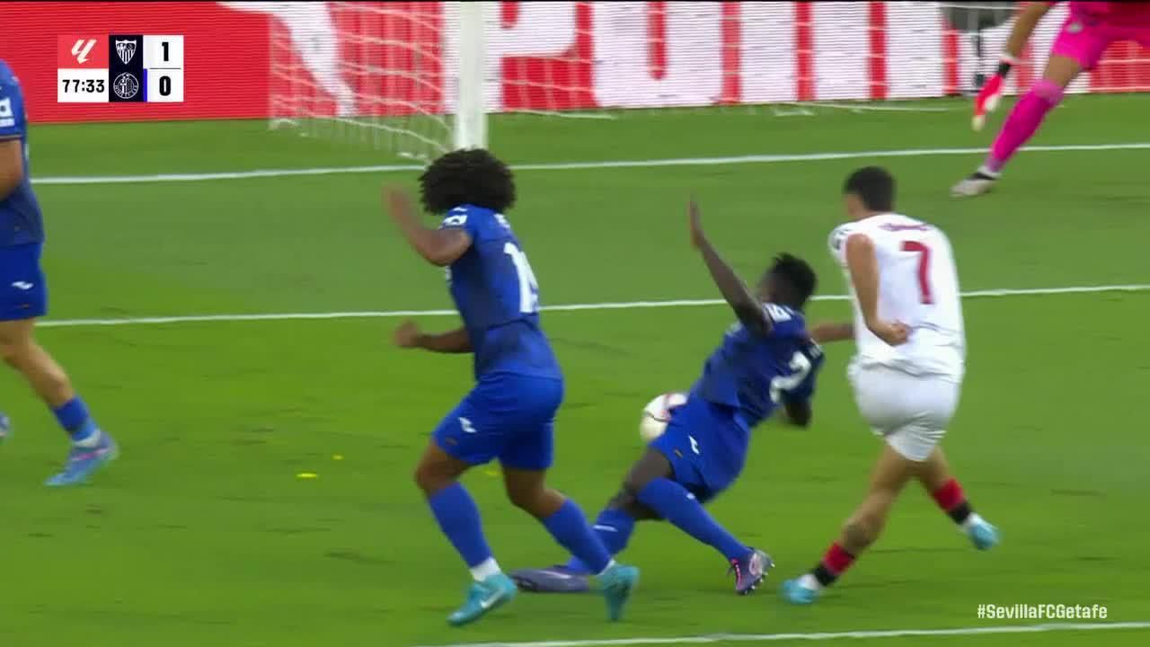 David Soria makes a great save - ESPN Video
