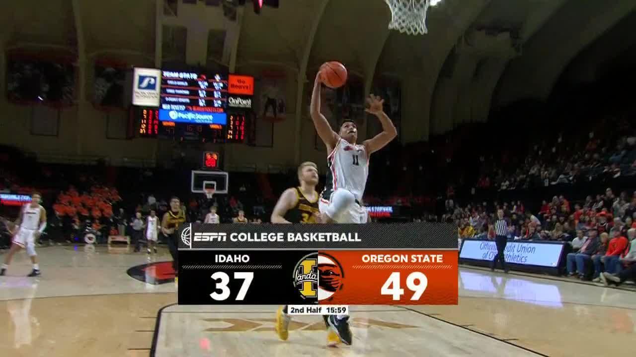 Parsa Fallah throws down powerful jam vs. Idaho Vandals - ESPN Video