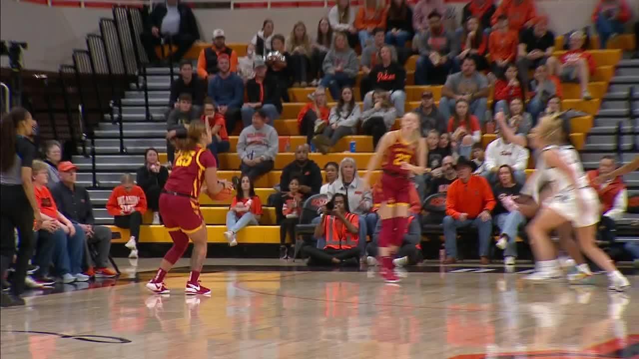 Sydney Harris sinks it from downtown - ESPN Video