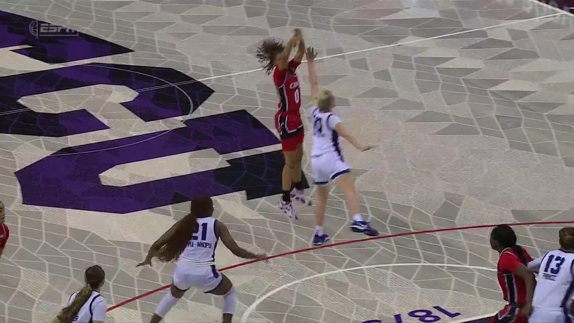 Chloe Mann drills the trey - ESPN Video