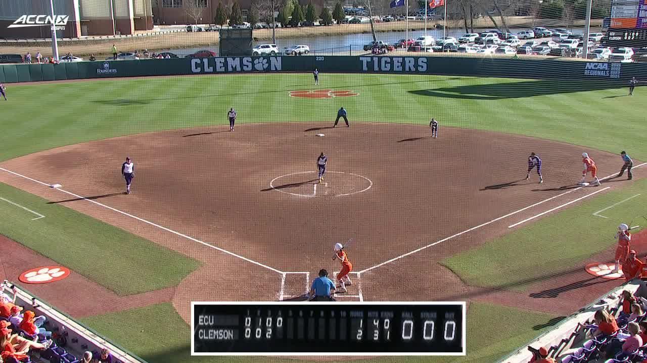 Sam Minish crushes hit off wall for Clemson triple - ESPN Video