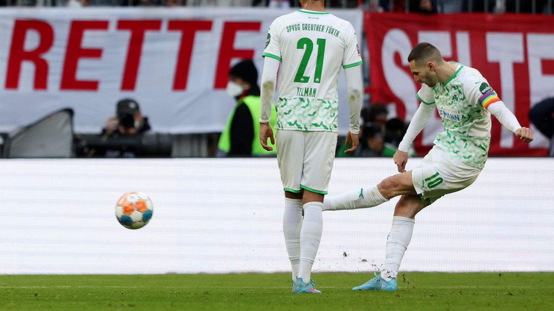 Greuther Furth Takes Shock Lead Vs Bayern Munich ESPN Video greuther-furth-takes-shock-lead-vs-bayern-munich-espn-video