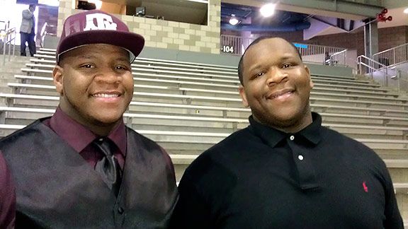 Photo: Justin Manning signs with TAMU - ESPN - Texas A&M Aggies- ESPN