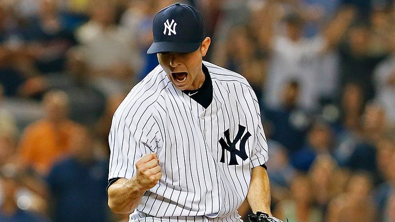 David Robertson of New York Yankees shows sneak peek of life without ...