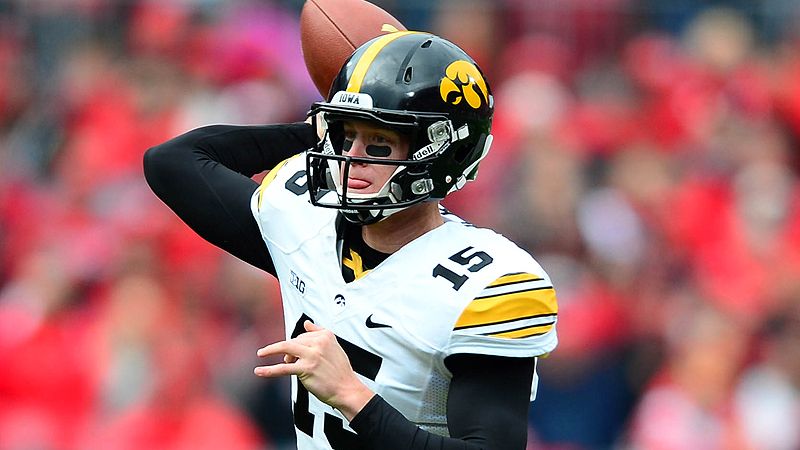 College football - Iowa Hawkeyes' chances at making the playoff - ESPN