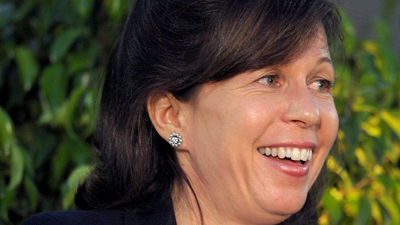 espnW -- Former Oakland Raiders CEO Amy Trask used to run from the TV ...