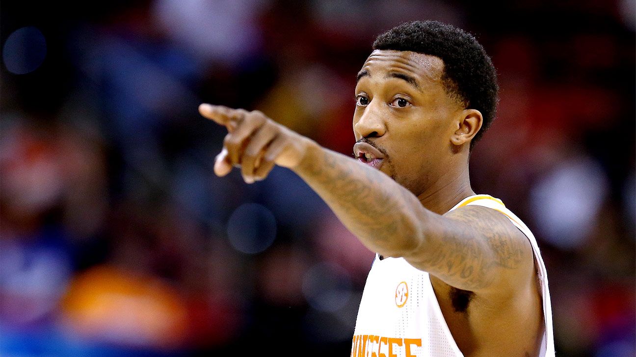 Suns pick up high-scoring D-League player Jordan McRae - ESPN