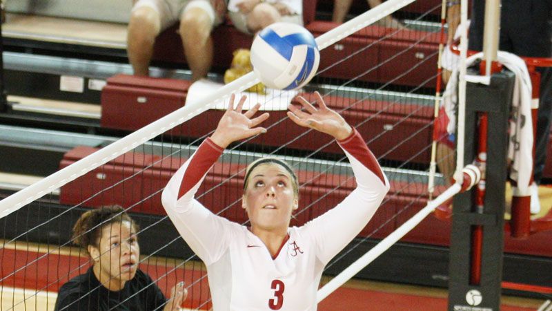 Alabama Volleyball Sweeps South Carolina for 21st Win