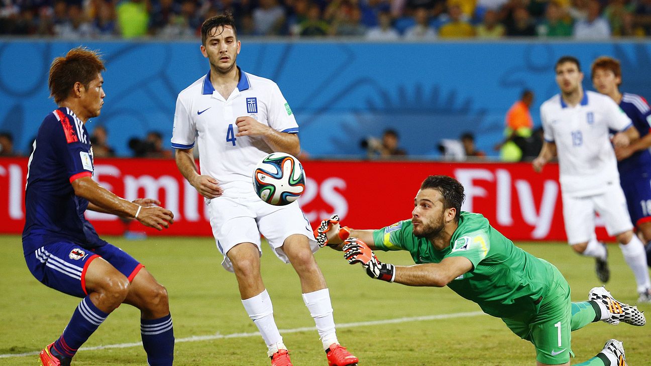 Santos: 10-man Greece 'brilliant' - ESPN