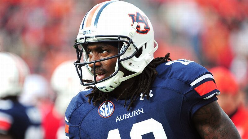 Coates named Community Service Player of the Week