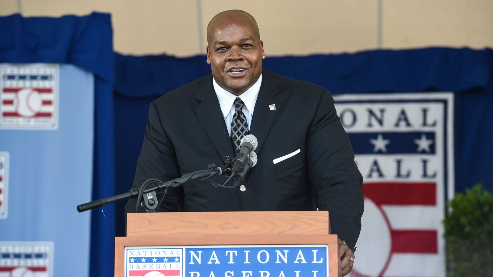 Frank Thomas Inducted into Baseball HOF