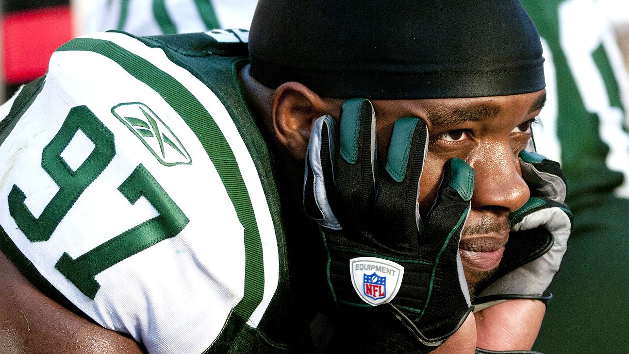 Jets LB Calvin Pace hopes Tom Brady plays for many years ... in NFC ...