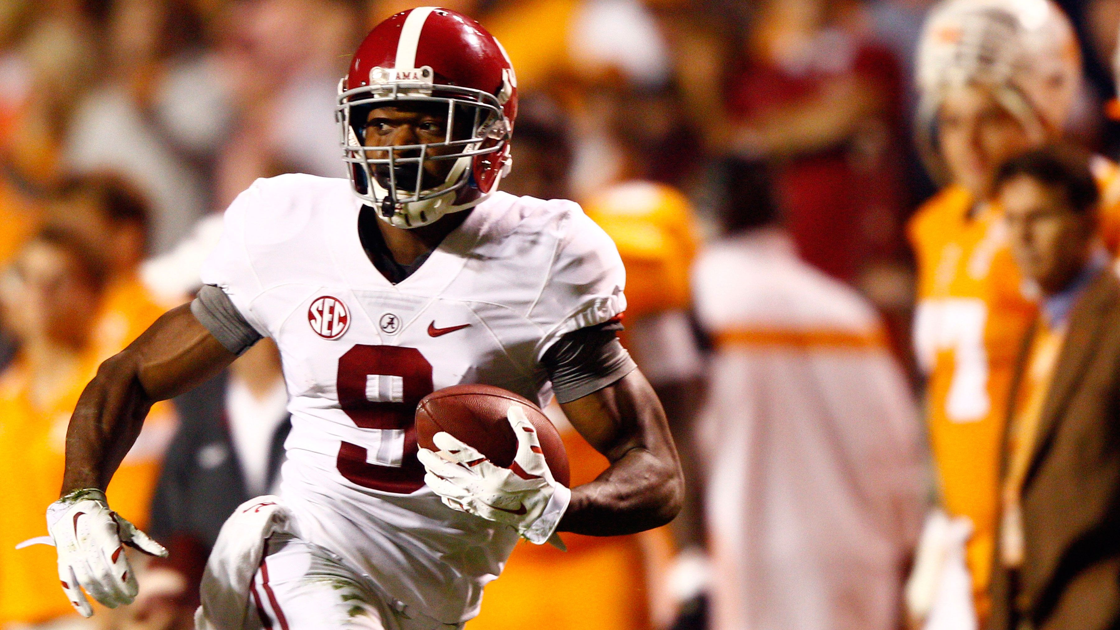SEC West takes 3 of top 5 in AP Poll