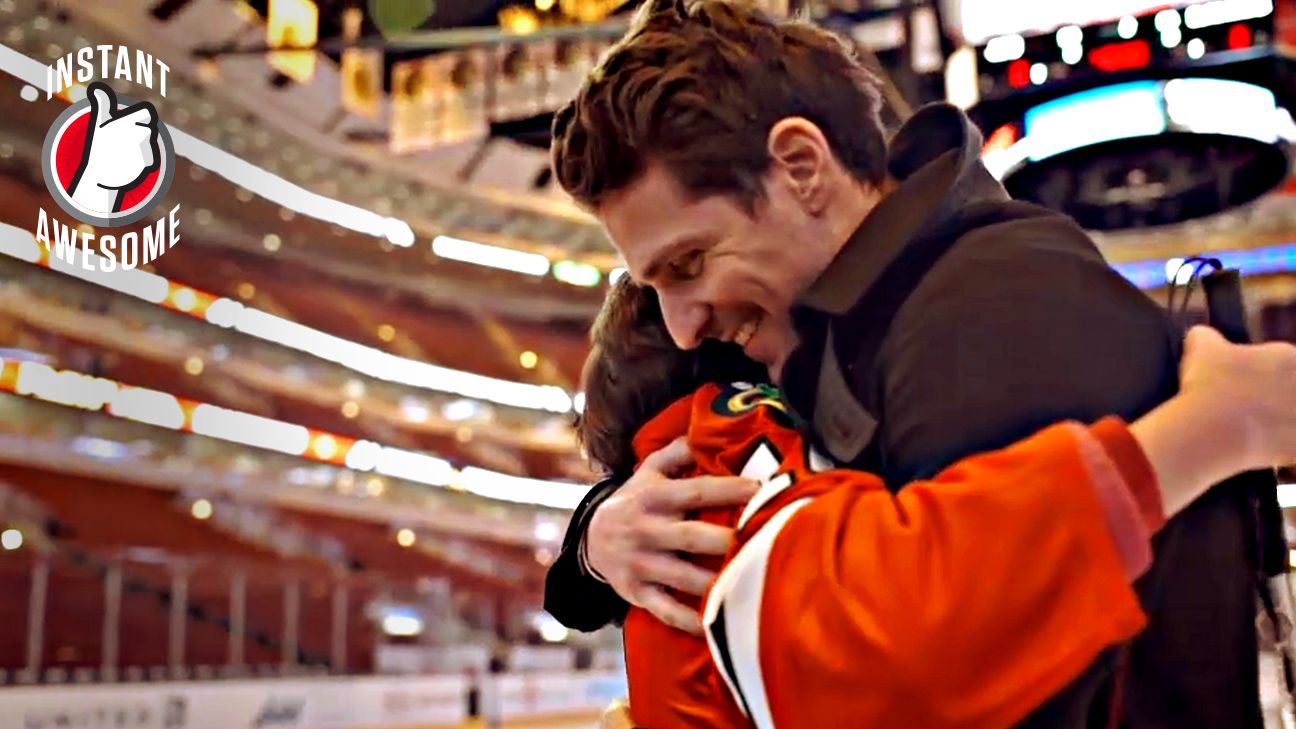 Chicago Blackhawks deliver on blind fan's wish - ESPN