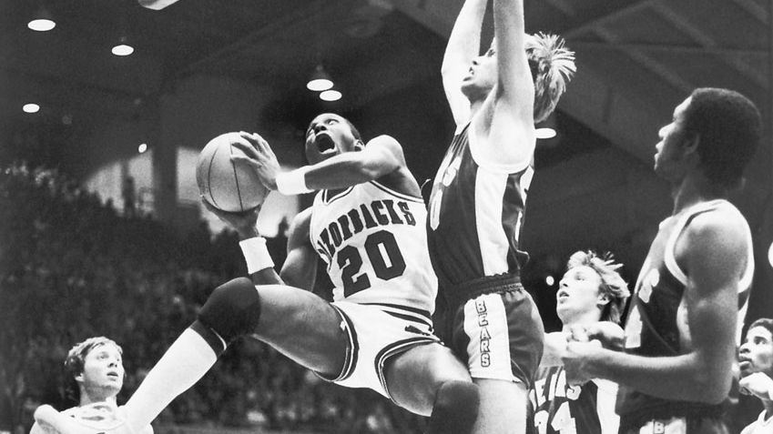 SEC men's legends spotlight: Arkansas' Darrell Walker