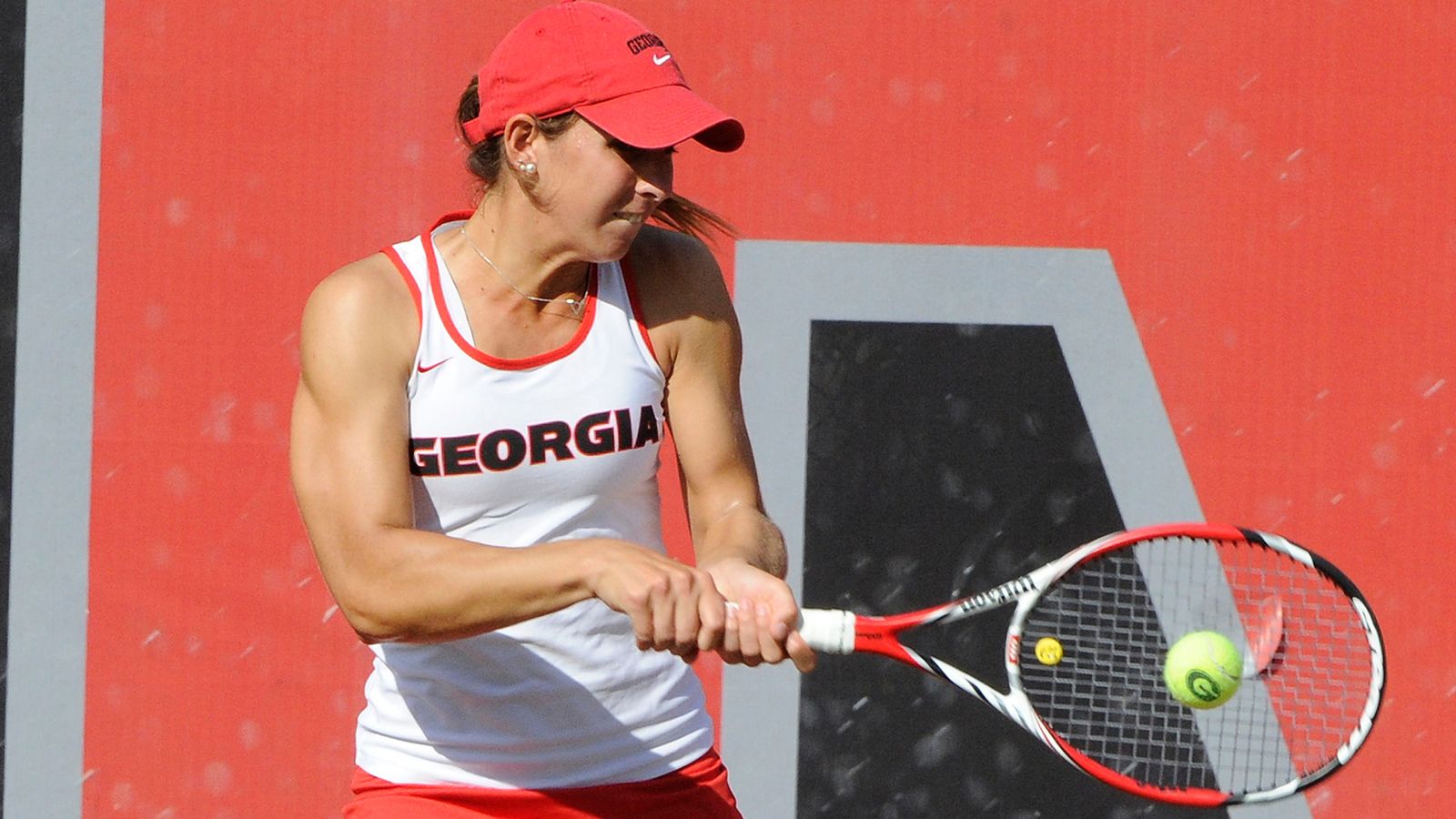 Georgia advances to National Indoor Finals