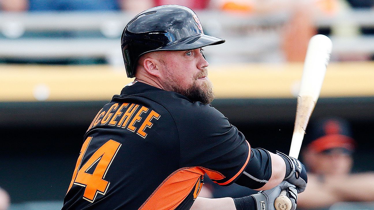 Casey McGehee signs 1-year deal with Yomiuri Giants - ESPN