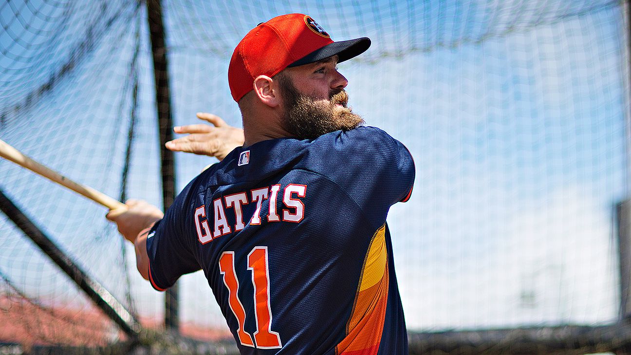 Evan Gattis agrees to 1-year deal with Astros, avoids arbitration - ESPN