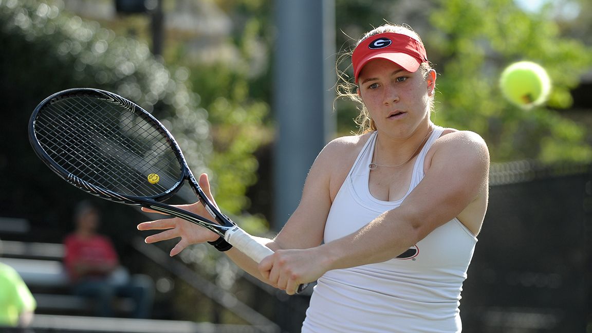 Georgia wins 4-0 over Ole Miss